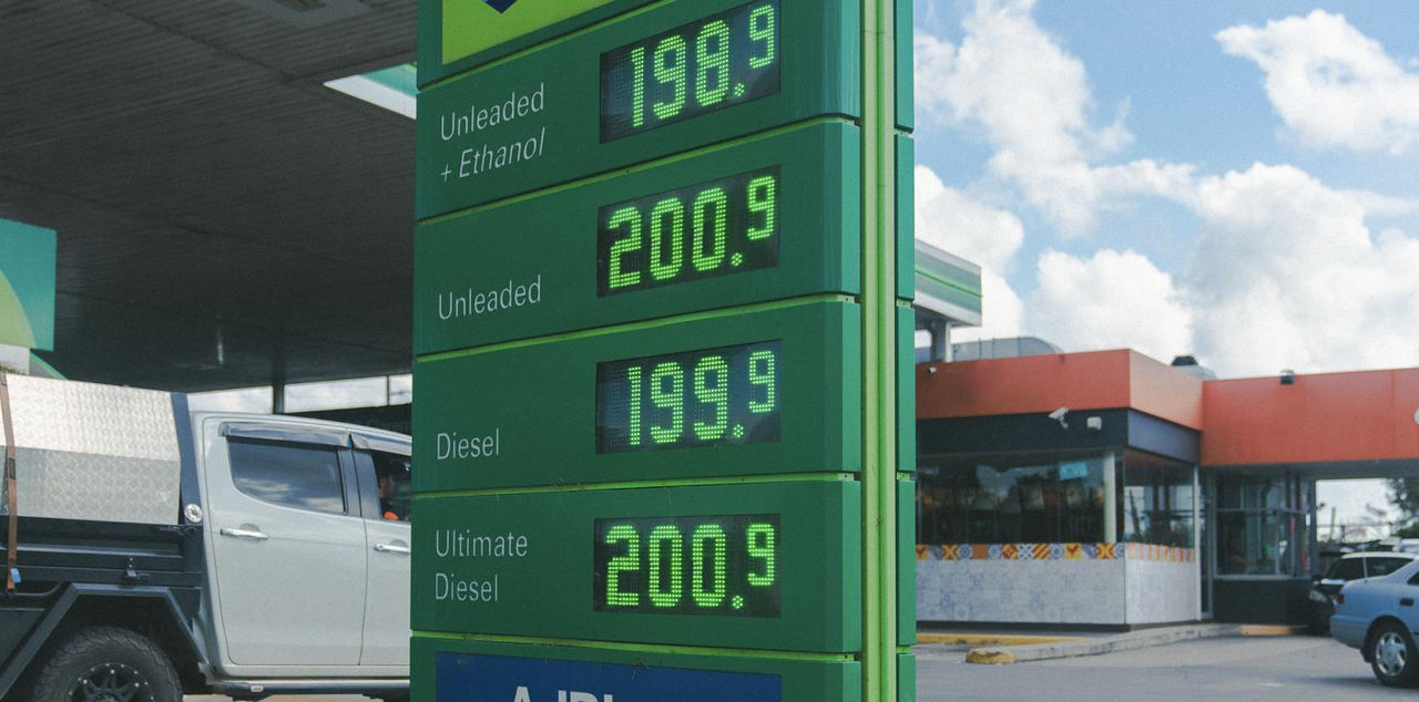 7 ways to help you save money on fuel | NRMA Insurance Blog